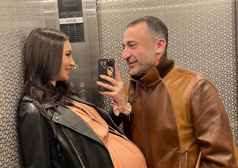 "მამა დაესწრო მშობიარობას" - ალექსანდრა პაიჭაძესა და დავით კოდუას ...